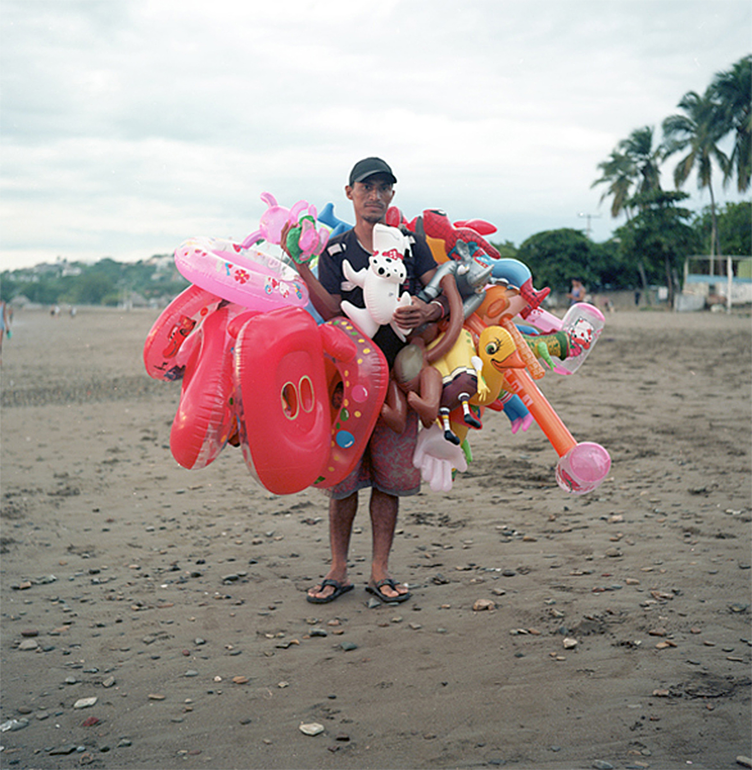 LAUREN ROCHE — TOUR GUIDE