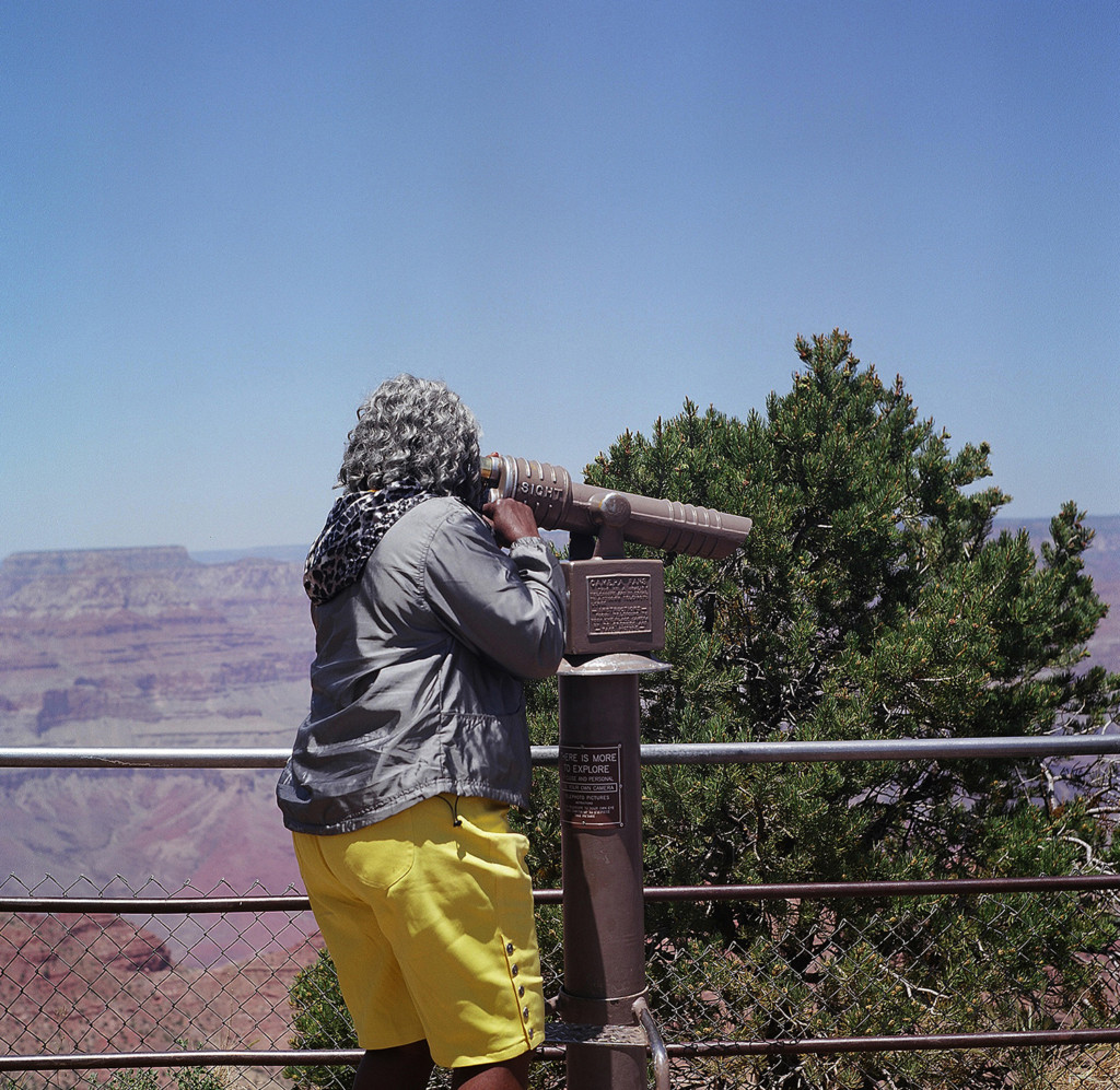 LAUREN ROCHE — TOUR GUIDE